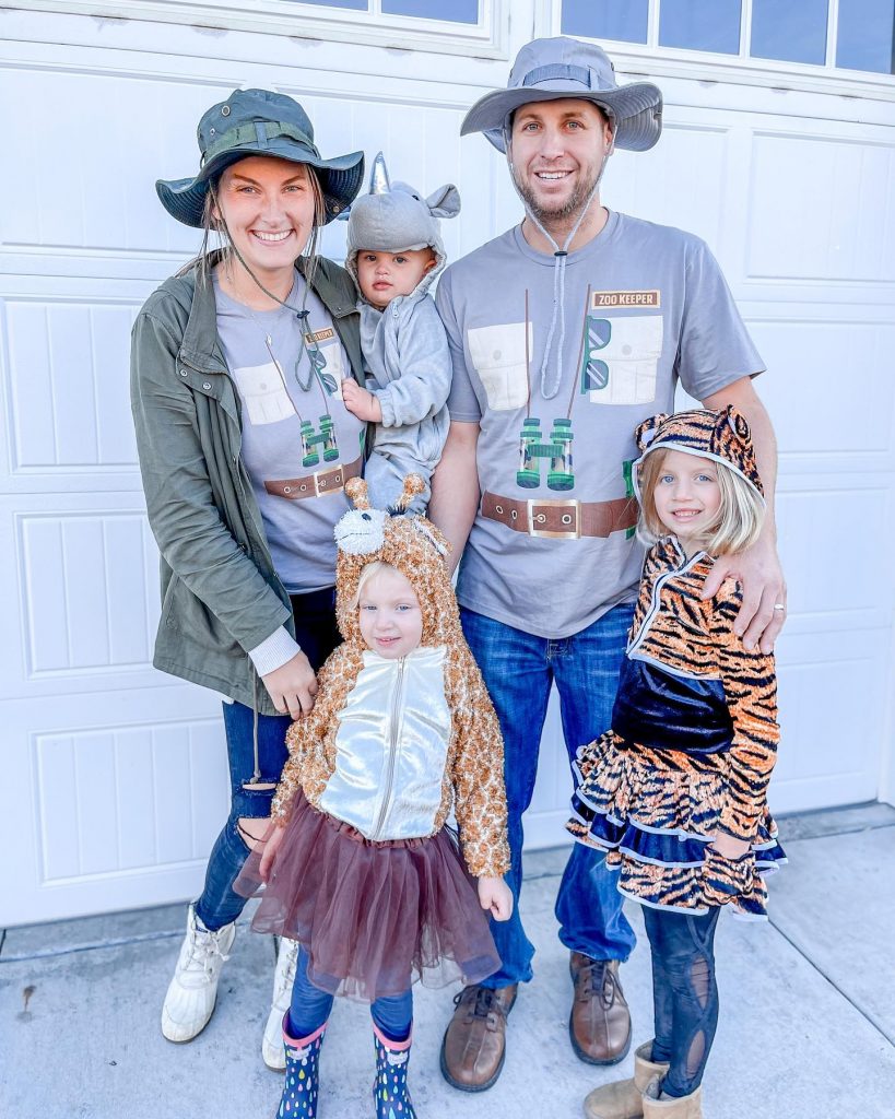 Zoo Keeper Costume Family