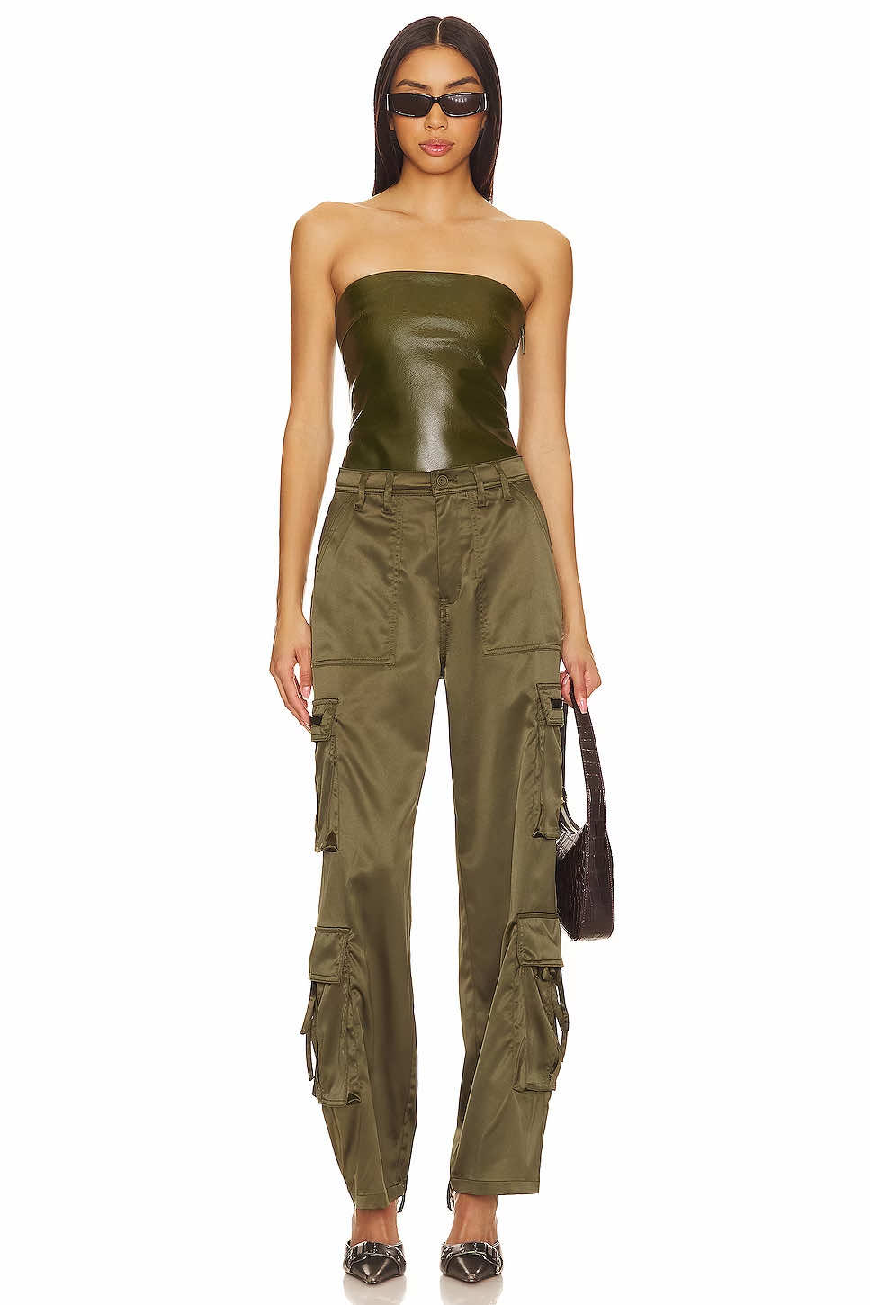 The Millenial's Guide to Cargo Pants Outfits - Life with Mar